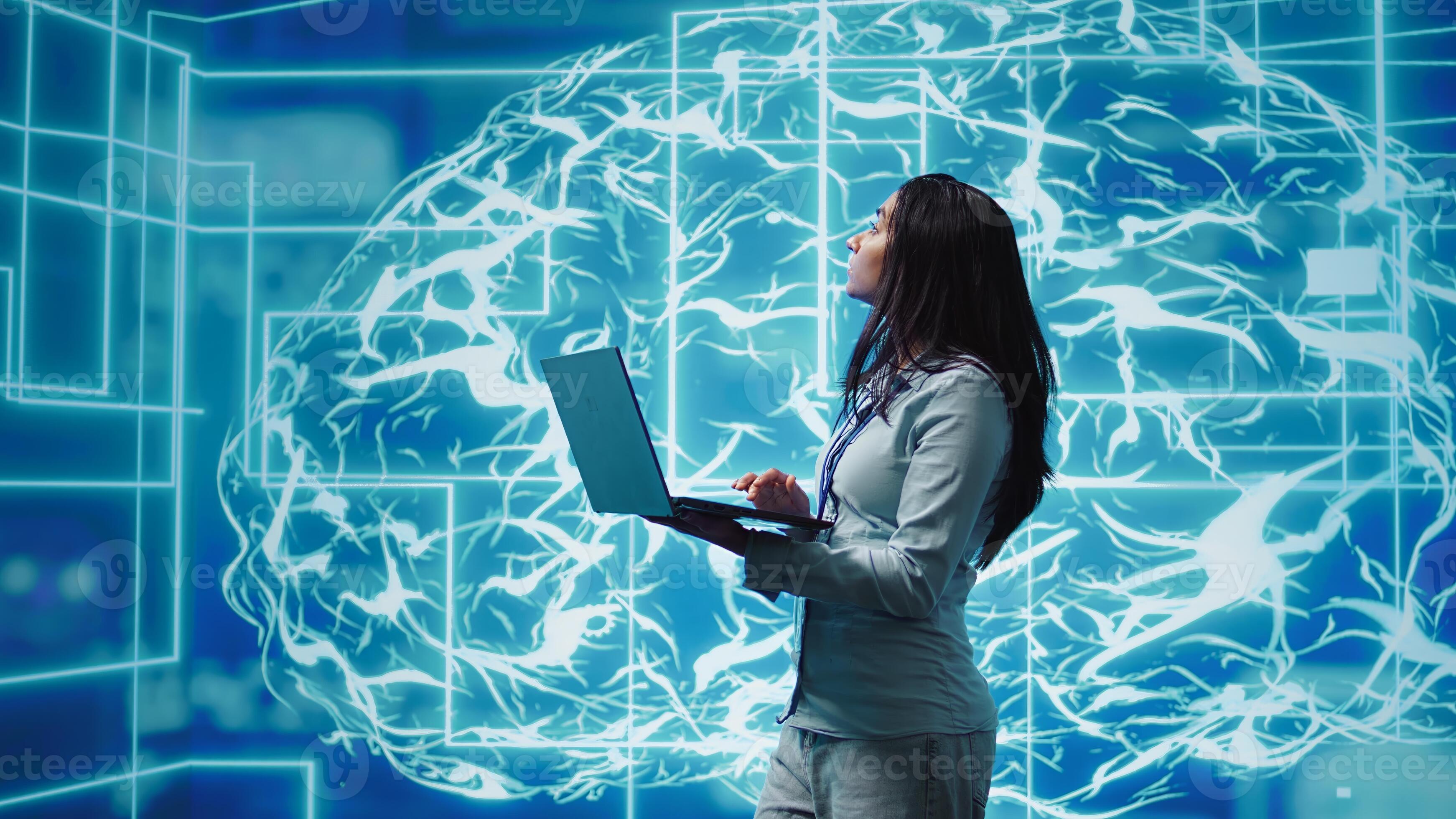 Software Desarrollador Resolviendo Tareas En Computadora Portátil Corriendo Artificial