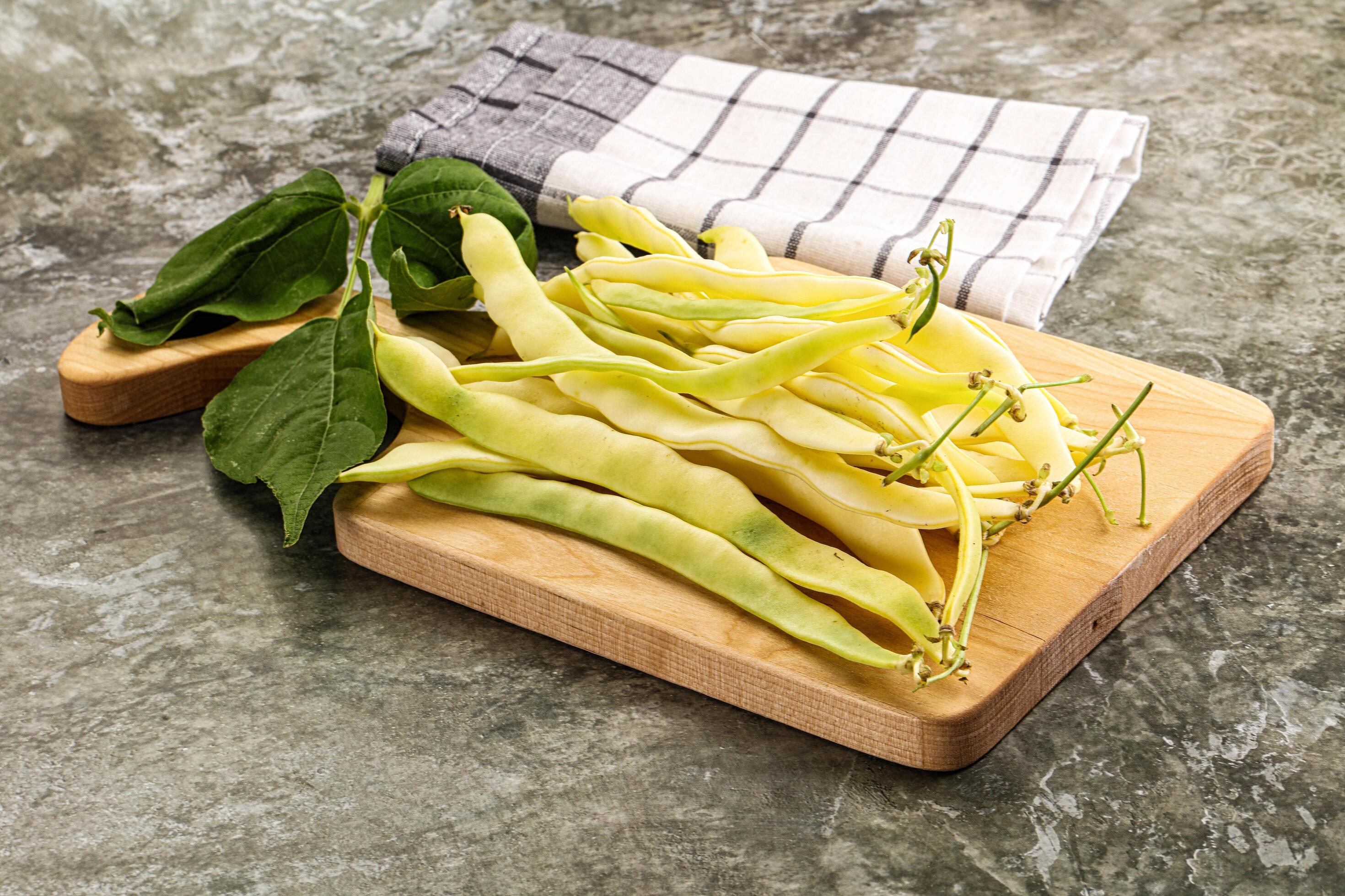 Raw green bean strings heap 49906038 Stock Photo at Vecteezy Raw green bean strings heap 49906038 Stock Photo at Vecteezy