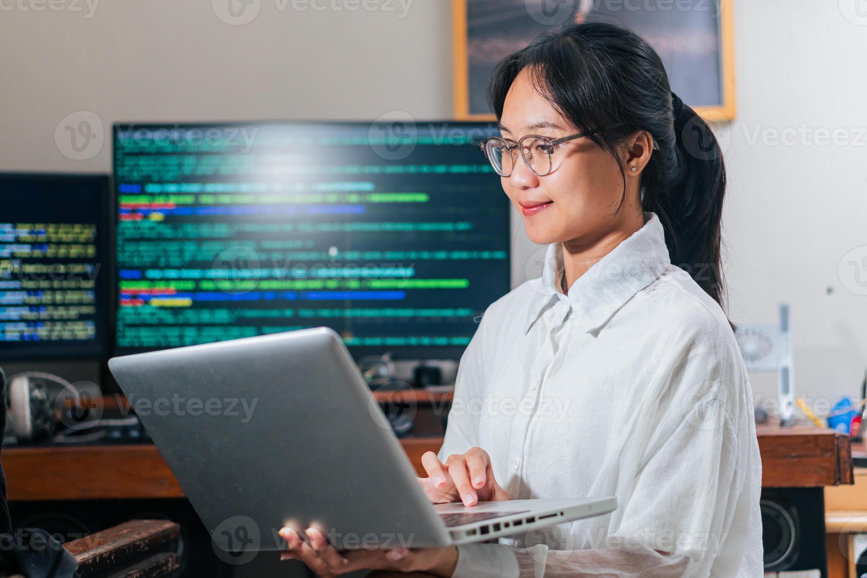 Focused Woman Coding on Laptop 50207299 Stock Photo at Vecteezy Focused Woman Coding on Laptop 50207299 Stock Photo at Vecteezy