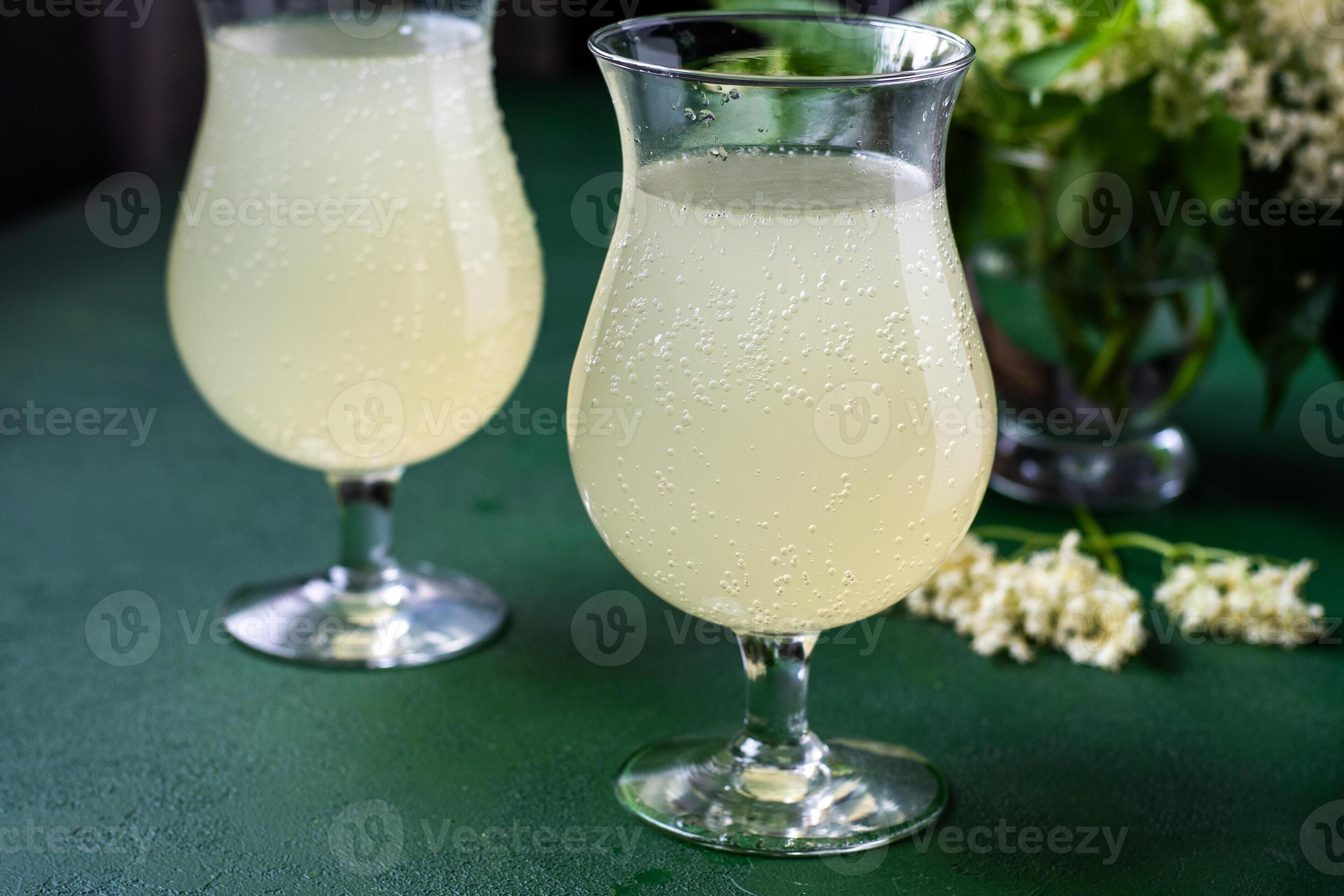 Carbonated elderflower drink. Flower summer kvass in glasses 50567041 Stock Photo at Vecteezy