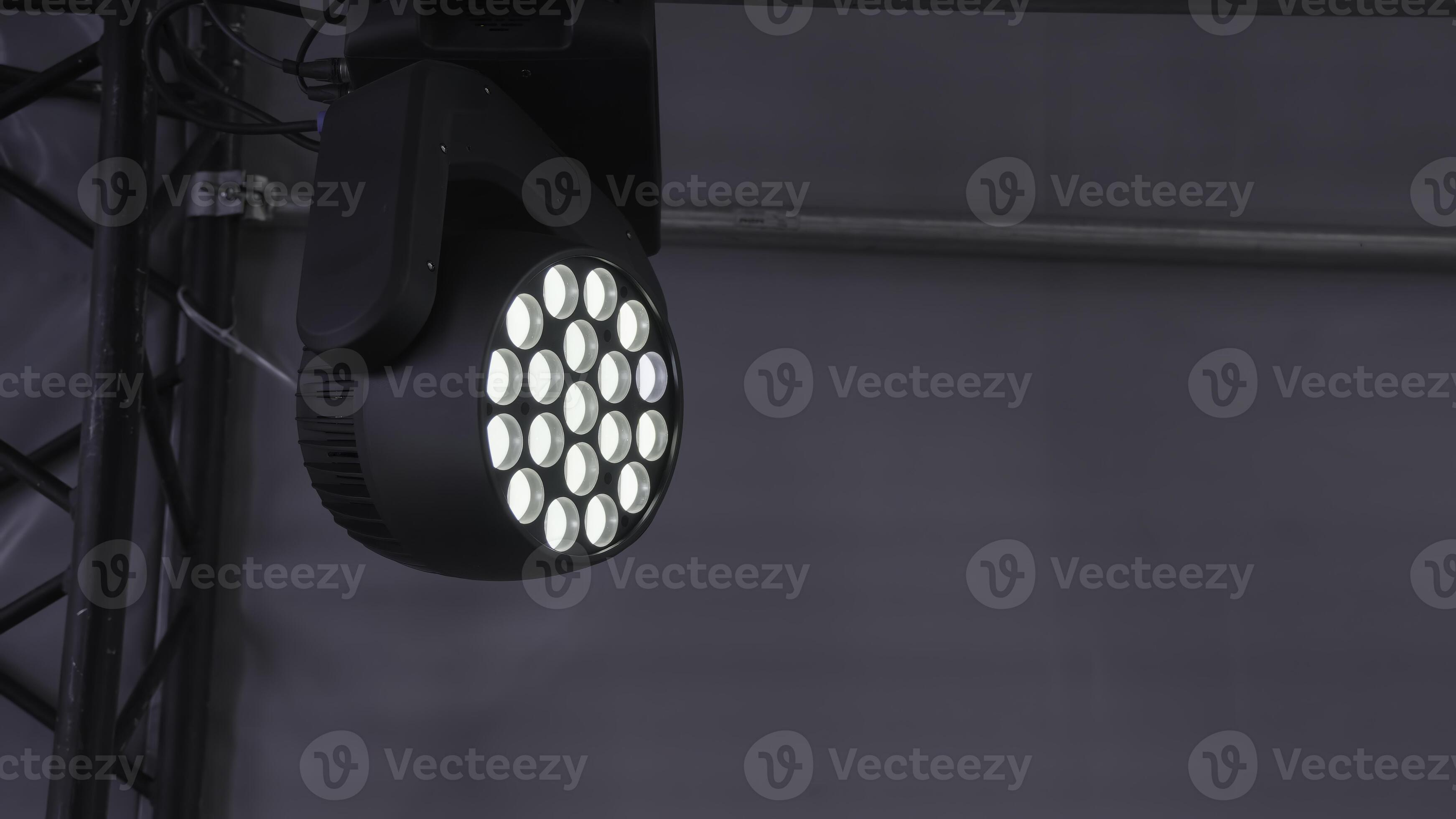 High Quality Professional Stage LED Lighting Equipment Designed for ... High Quality Professional Stage LED Lighting Equipment Designed for ...