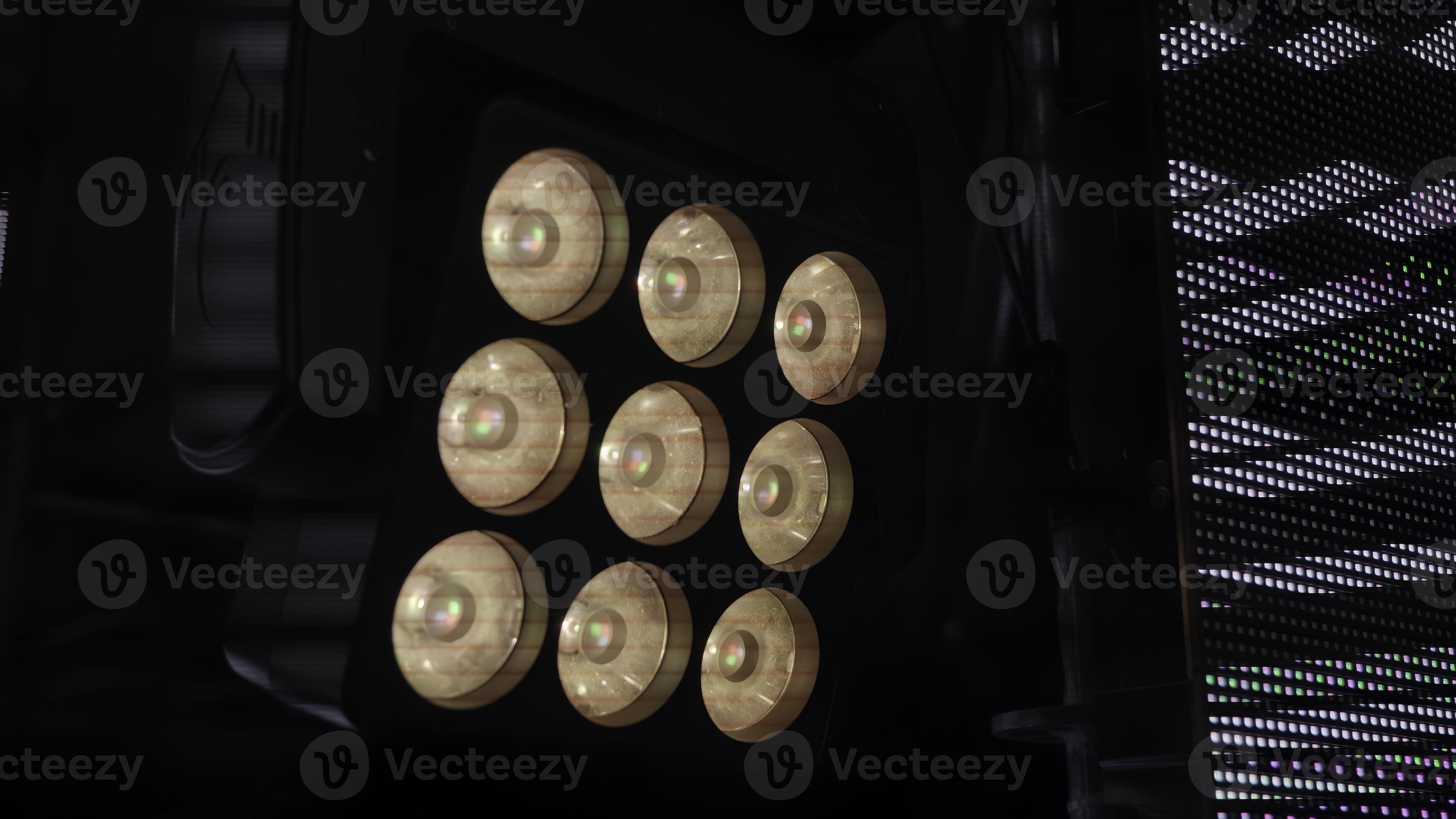 High Quality Professional Stage LED Lighting Equipment Designed for ... High Quality Professional Stage LED Lighting Equipment Designed for ...