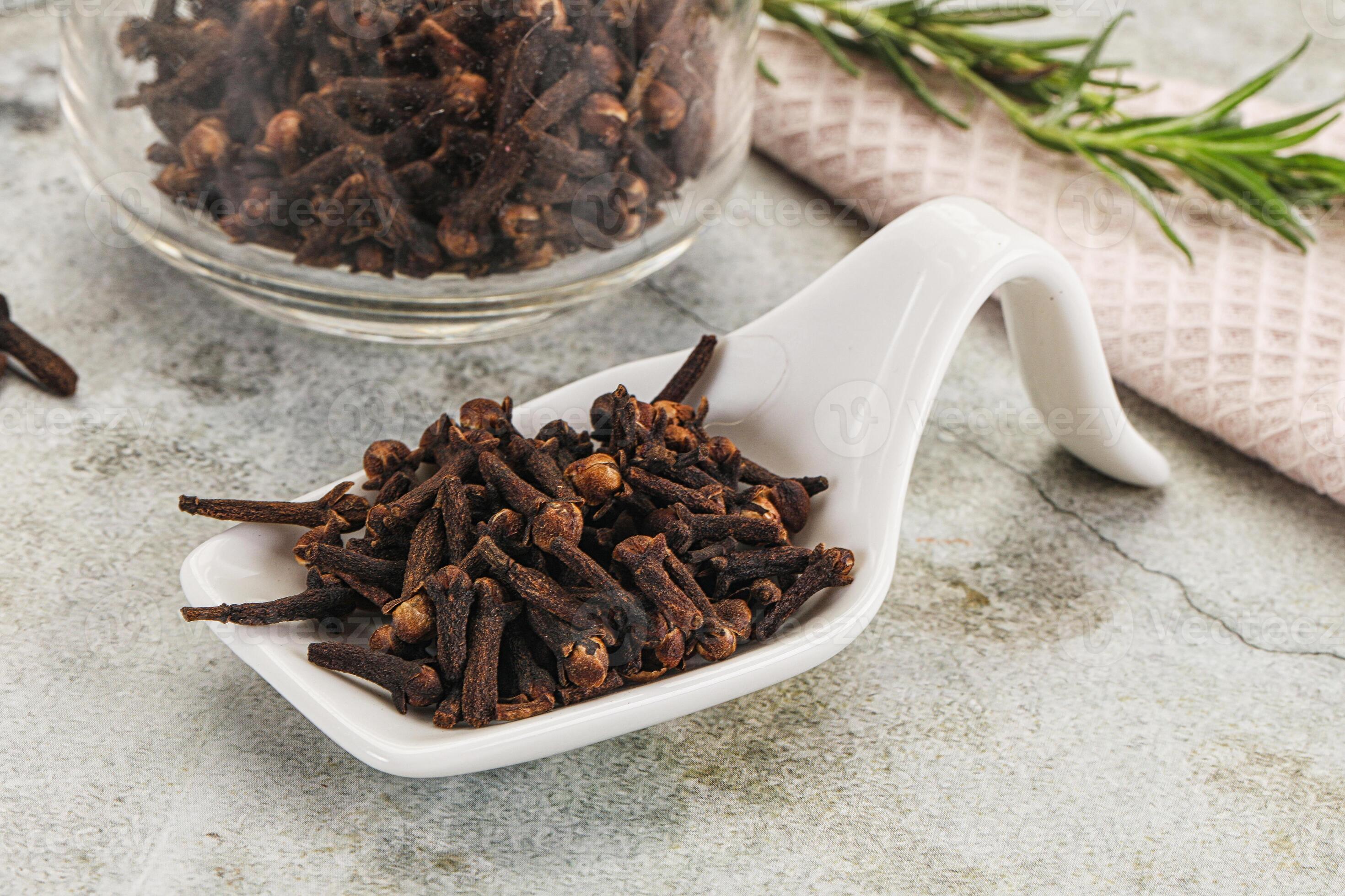 Carnation cloves aroma flavour bud 53558045 Stock Photo at Vecteezy