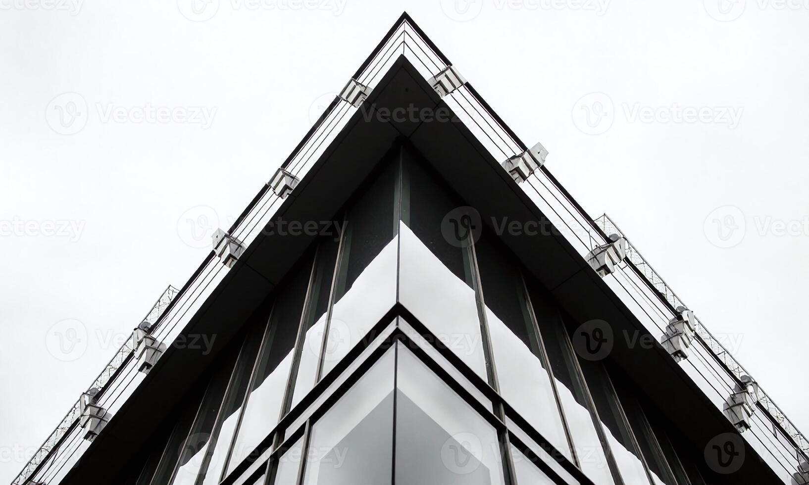 Modern architecture geometric shapes sharp angles minimalist design ...