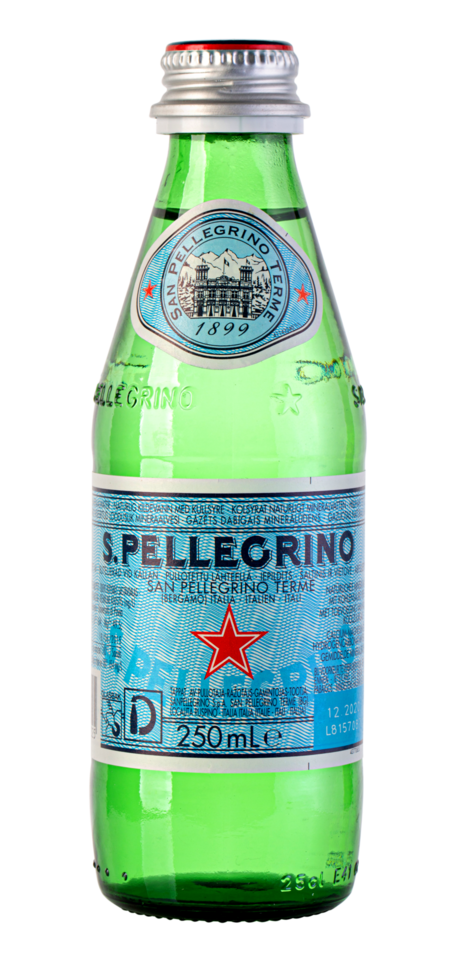 S. Pellegrino sparkling natural mineral water 54314970 PNG