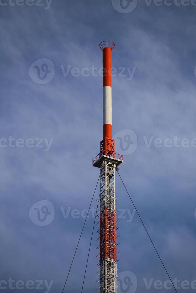 Top of red and white radio tower 55149844 Stock Photo at Vecteezy