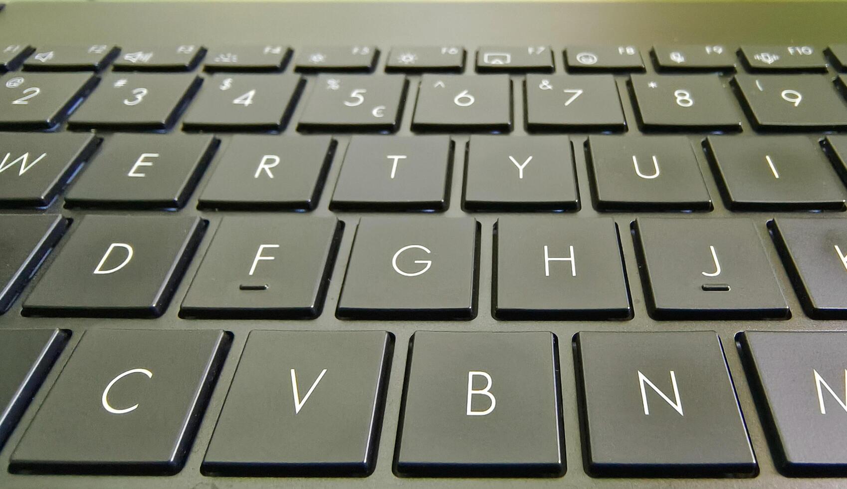 Command Key Stock Photos, Images and Backgrounds for Free Download