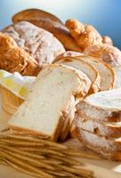 Bread Fotos de stock & Imágenes sin royalties hermosas