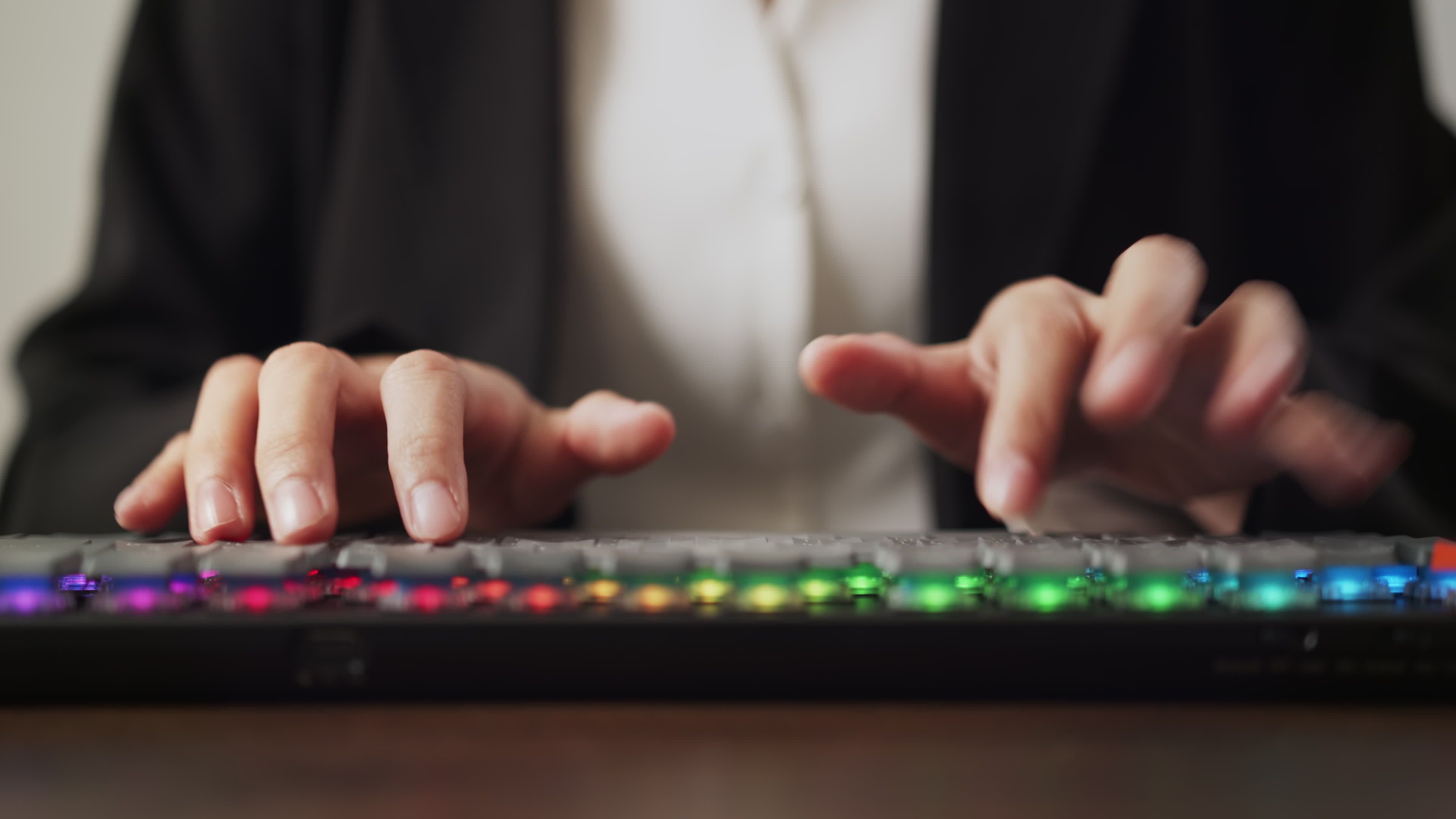 Hand Typing on a Computer Keyboard 2014339 Stock Video at Vecteezy