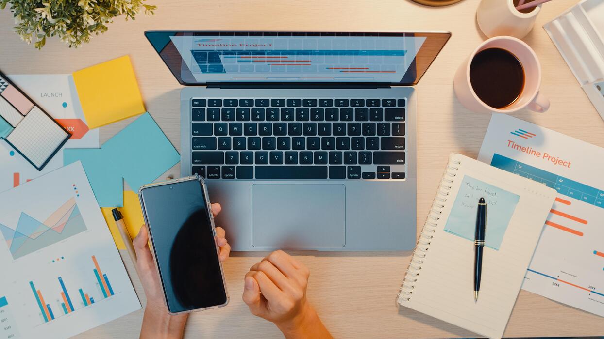 Black Screen Stock Photos, Images and Backgrounds for Free Download