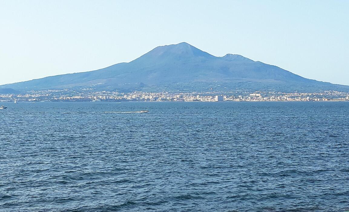Mount Vesuvius Stock Photos, Images and Backgrounds for Free Download