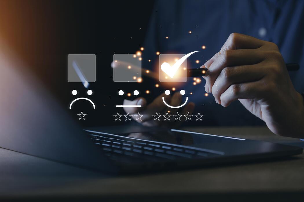 Customer Satisfaction Stock Photos, Images and Backgrounds for Free ...