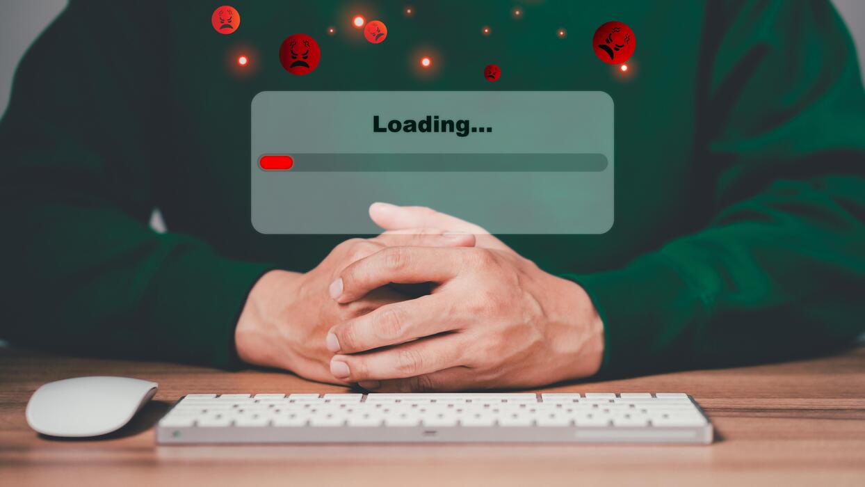 Computer Loading Stock Photos, Images and Backgrounds for Free Download