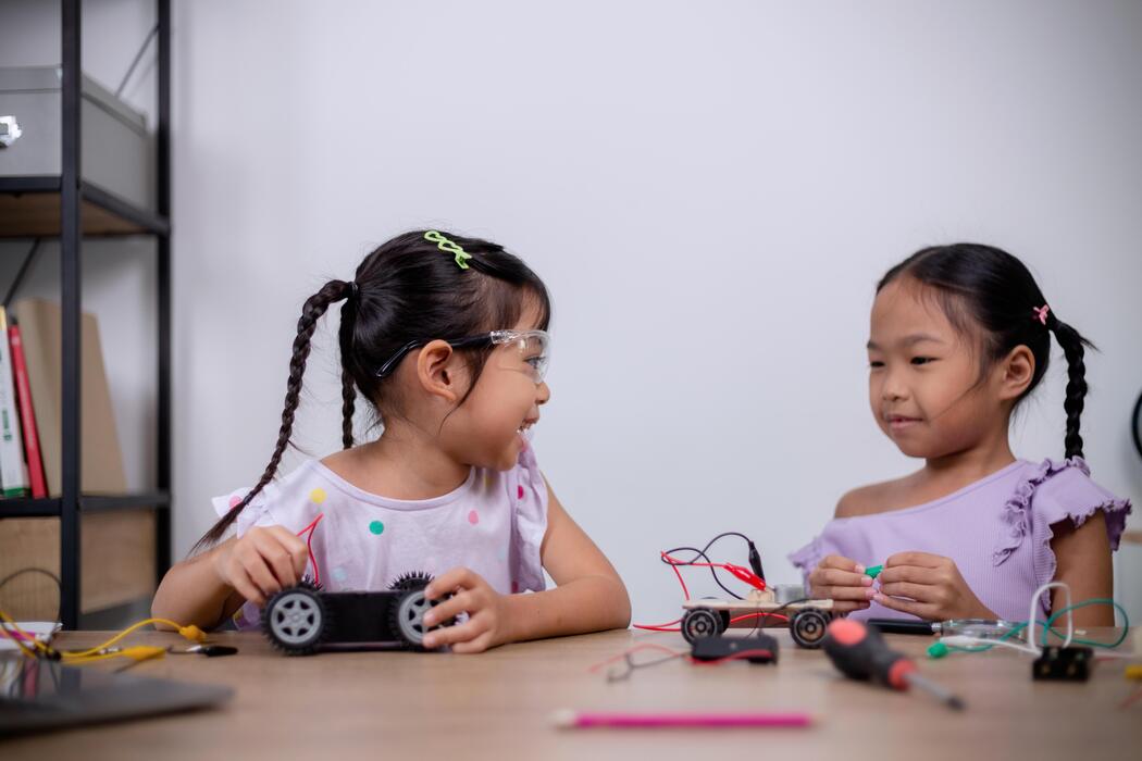 Engineering Kids Stock Photos, Images and Backgrounds for Free Download