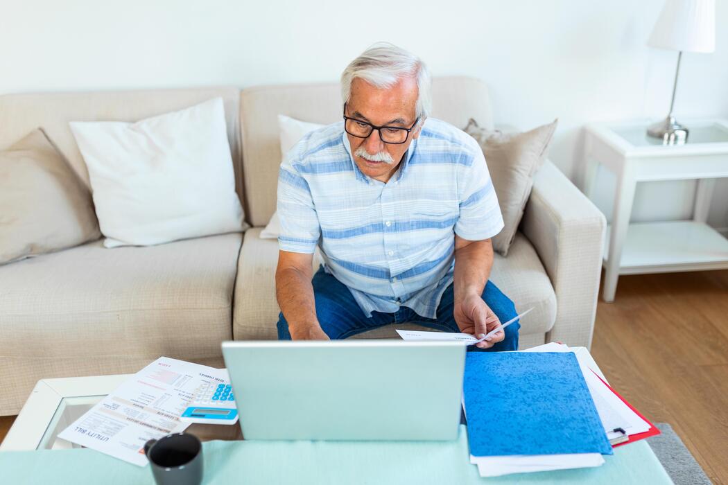 Old Person Computer Stock Photos, Images and Backgrounds for Free Download