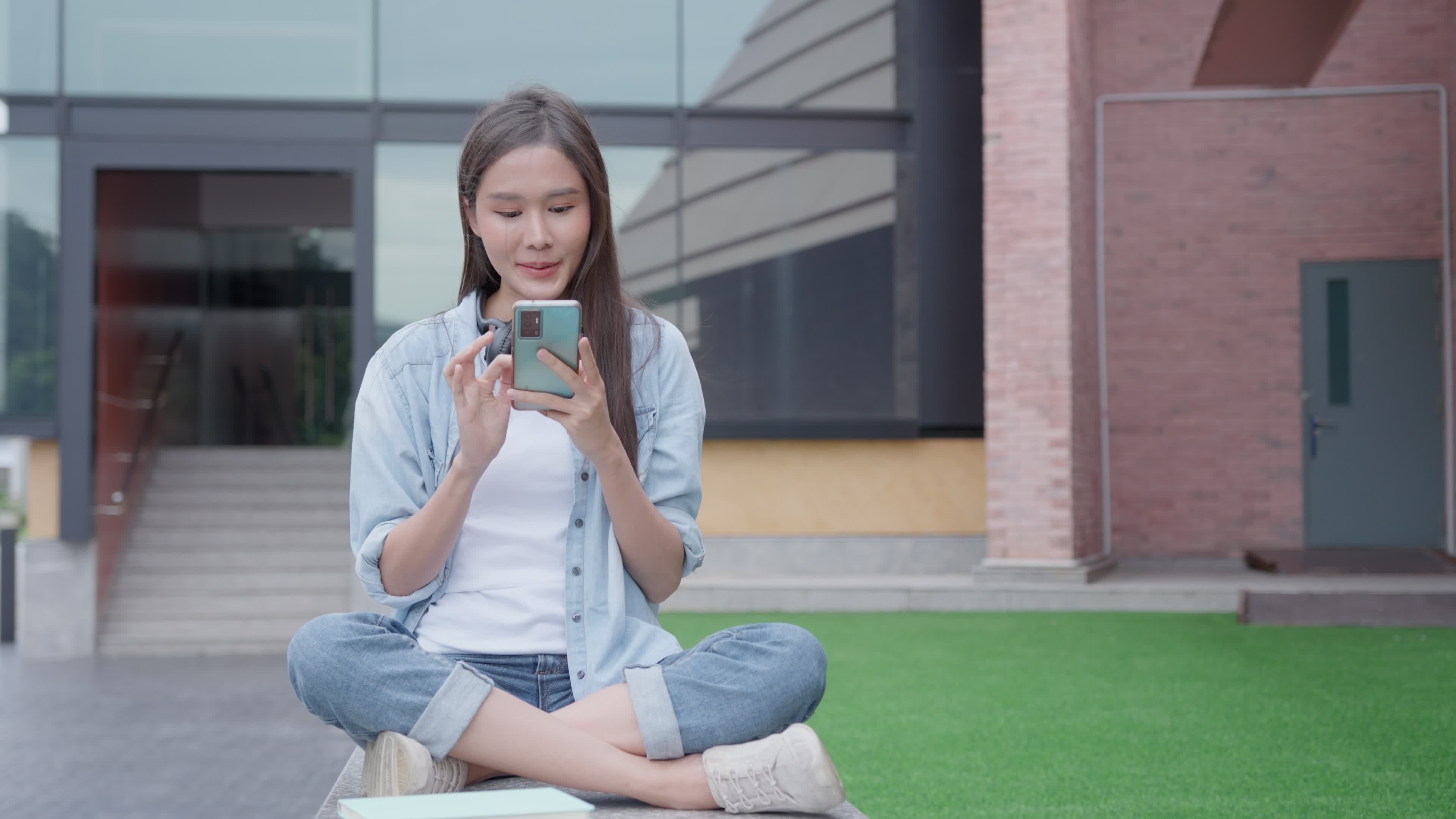 Beautiful student asian woman with surprise announce final exam. Smile ...