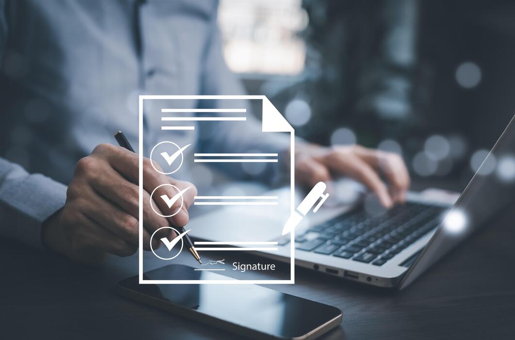 Document Verification Stock Photos, Images and Backgrounds for Free ...