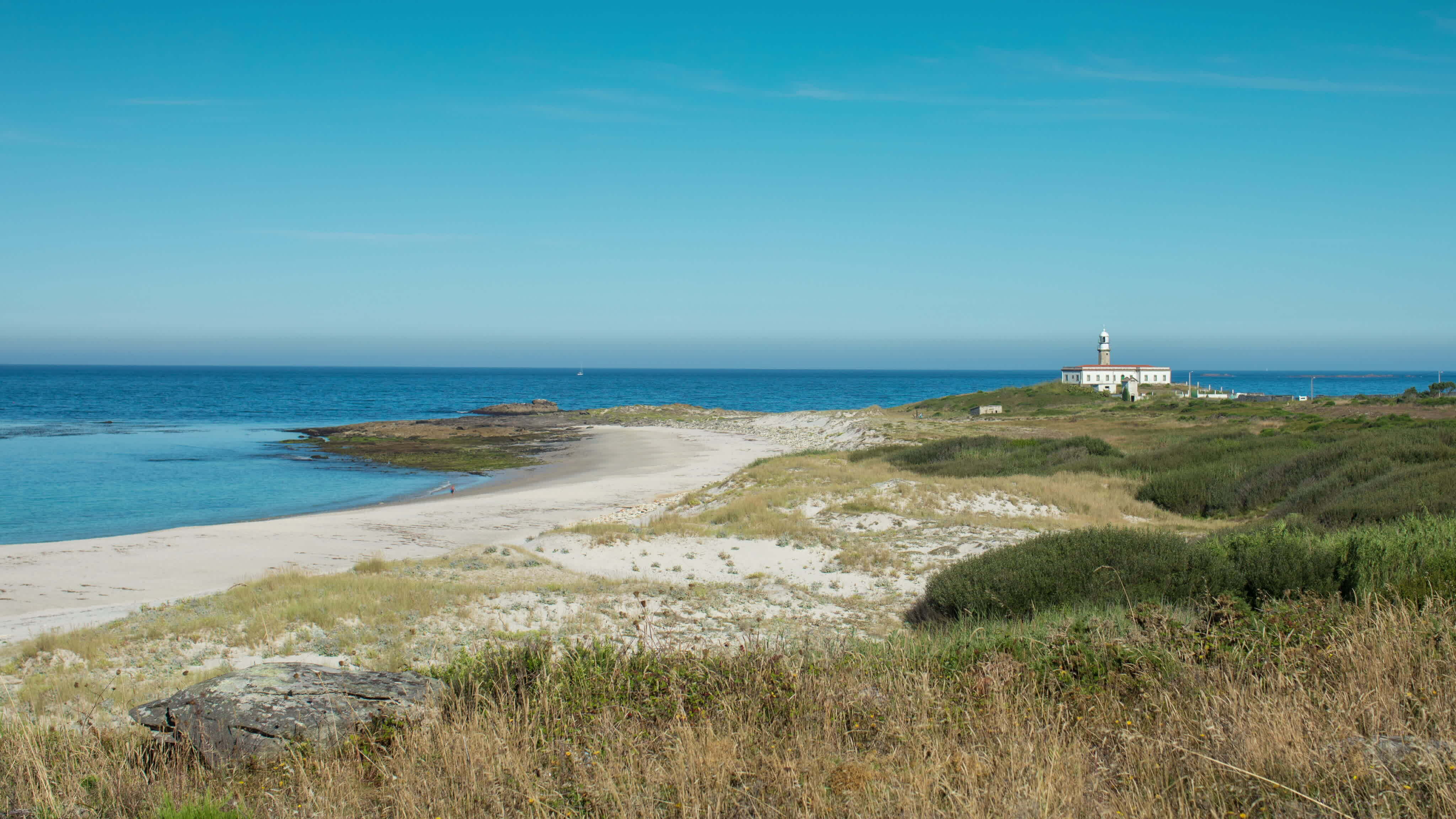 timelapse larino beach spain galica coast ocean 23625183 Stock Video at Vecteezy