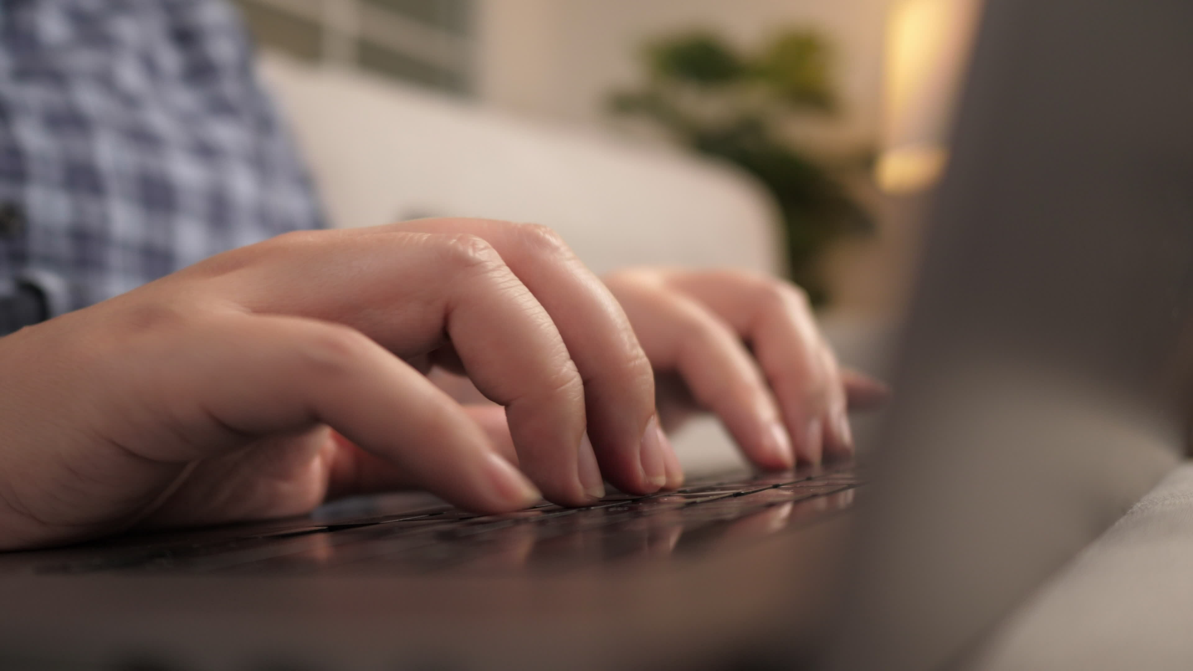 Close up hands Asian businesswoman, freelance data scientist work ...