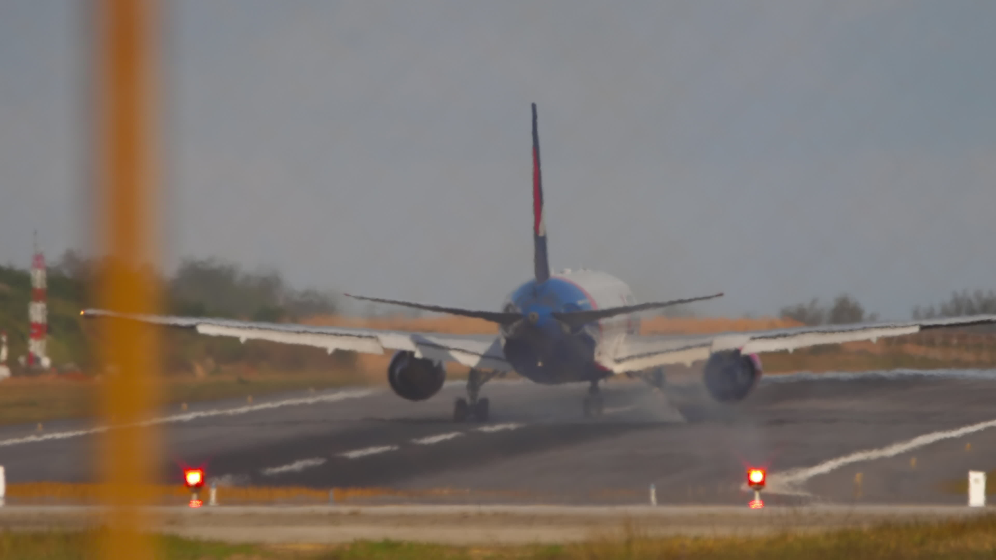 Boeing 767 Crash Texas Houston Crash: Cargo Plane Boeing 767 Accident