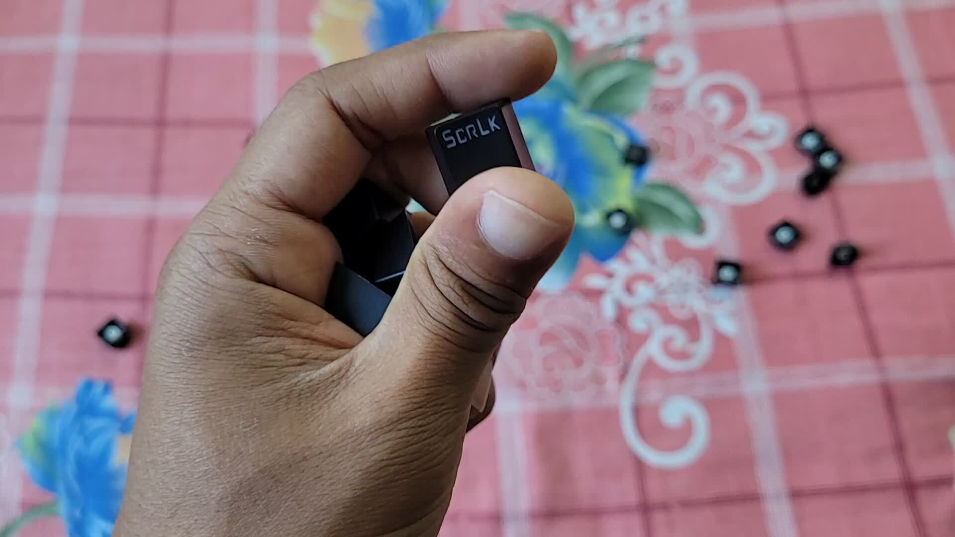 One Person Hand Holding a keybord keycaps 26369658 Stock Video at Vecteezy One Person Hand Holding a keybord keycaps 26369658 Stock Video at Vecteezy
