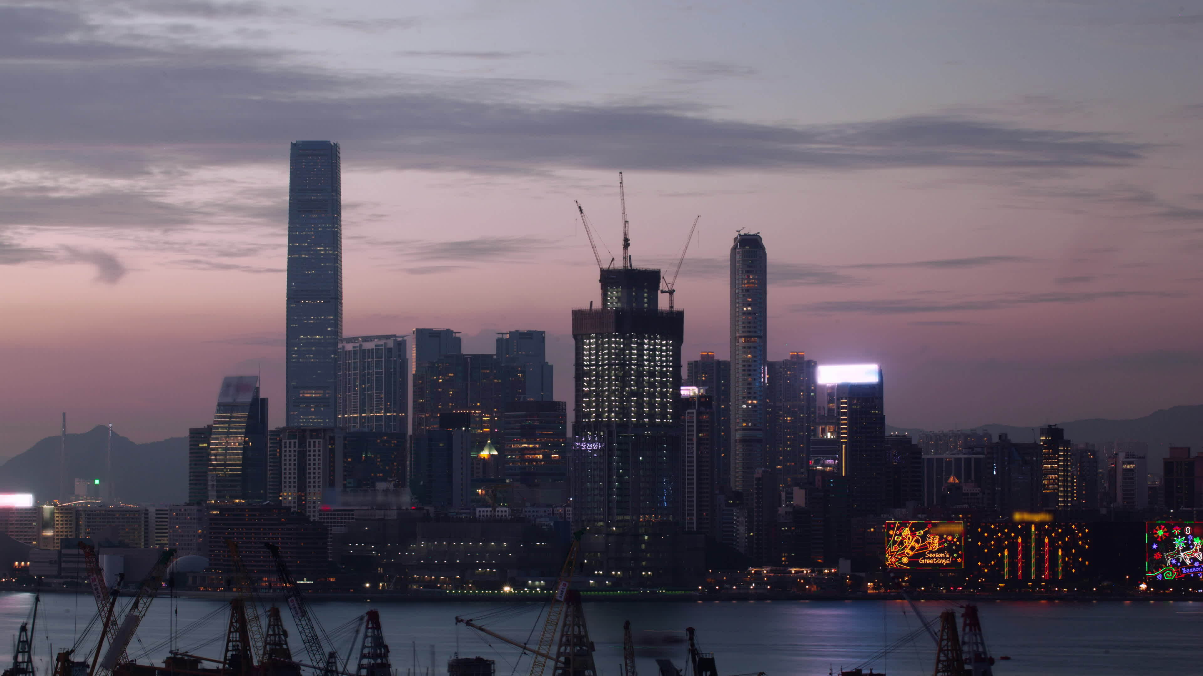 Timelapse of day and night in Hong Kong 28840174 Stock Video at Vecteezy