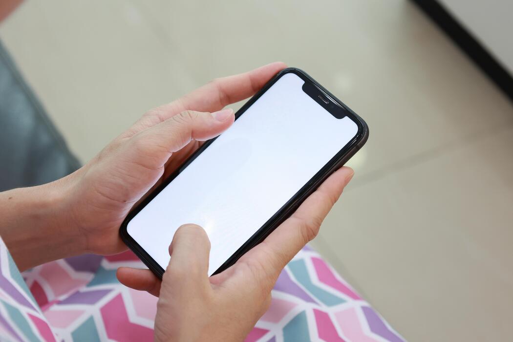 Scrolling Phone Screen Stock Photos, Images and Backgrounds for Free Download