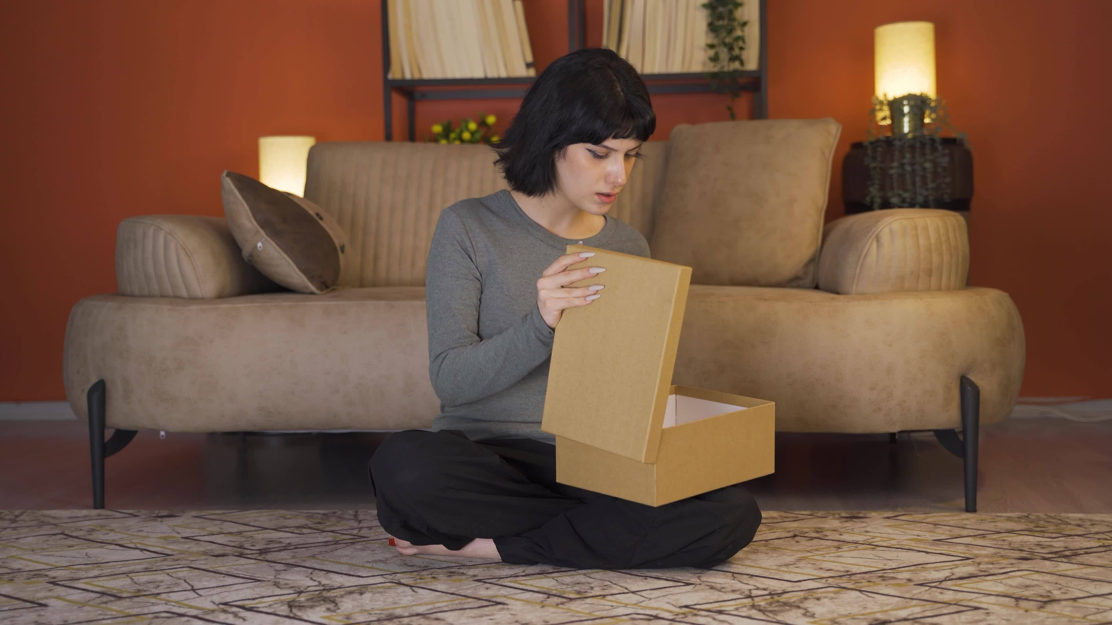 The woman who got angry with the cargo content. Wrong shipping. 33066939 Stock Video at Vecteezy