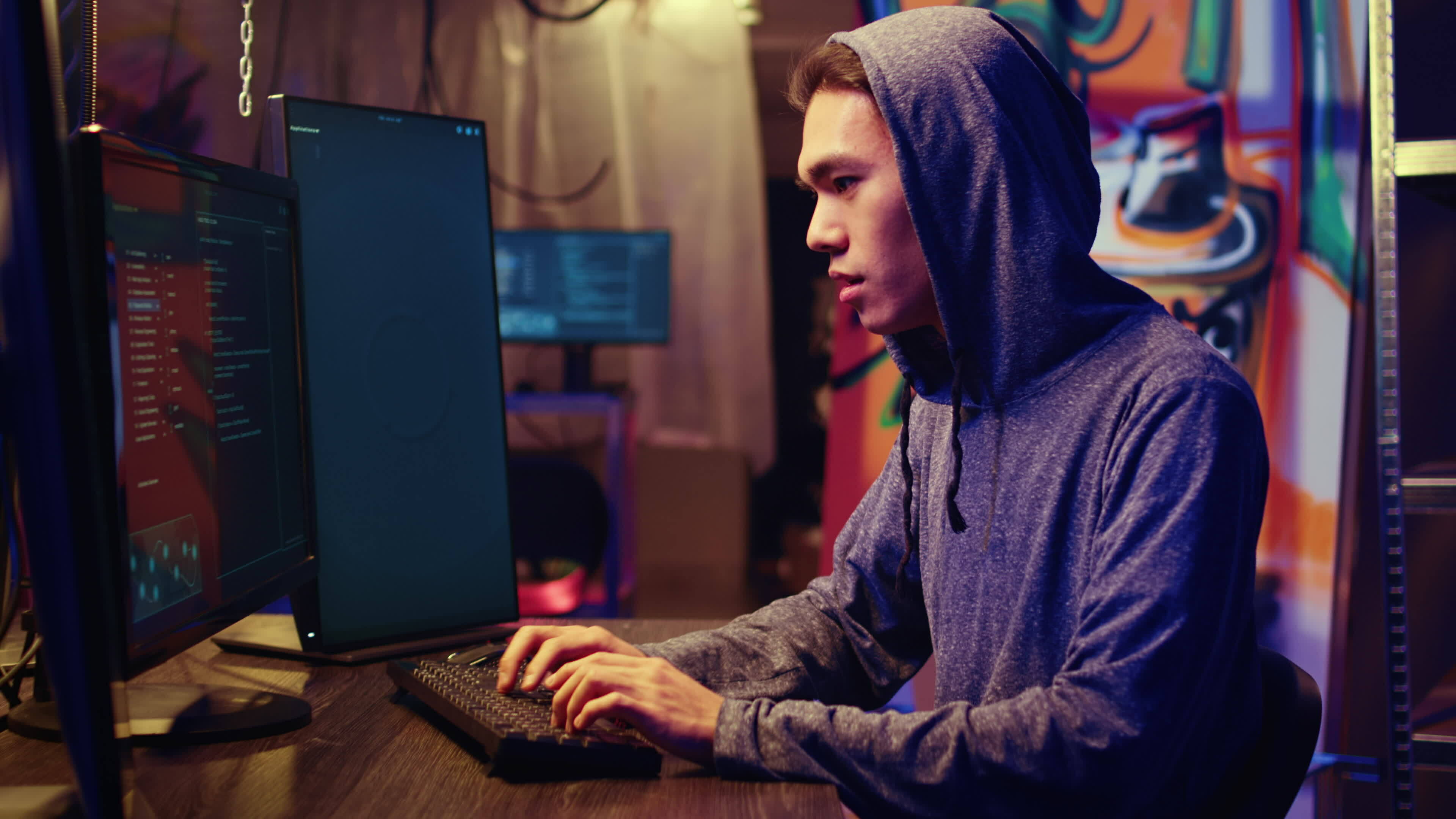 Hacker Excited After Finally Developing Zero Day Exploit Undetectable
