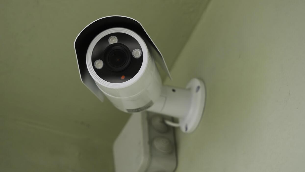 Security Camera Installation Stock Photos, Images and Backgrounds for ...