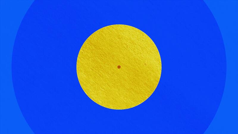 The colorful Circle Transition. Colorful motion graphics animation featuring dynamics circles ...