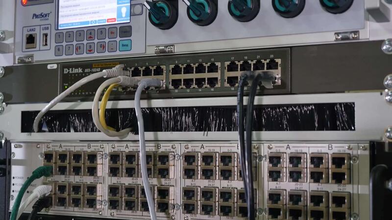 Networking Service Network Engineer Administrator Checking Server