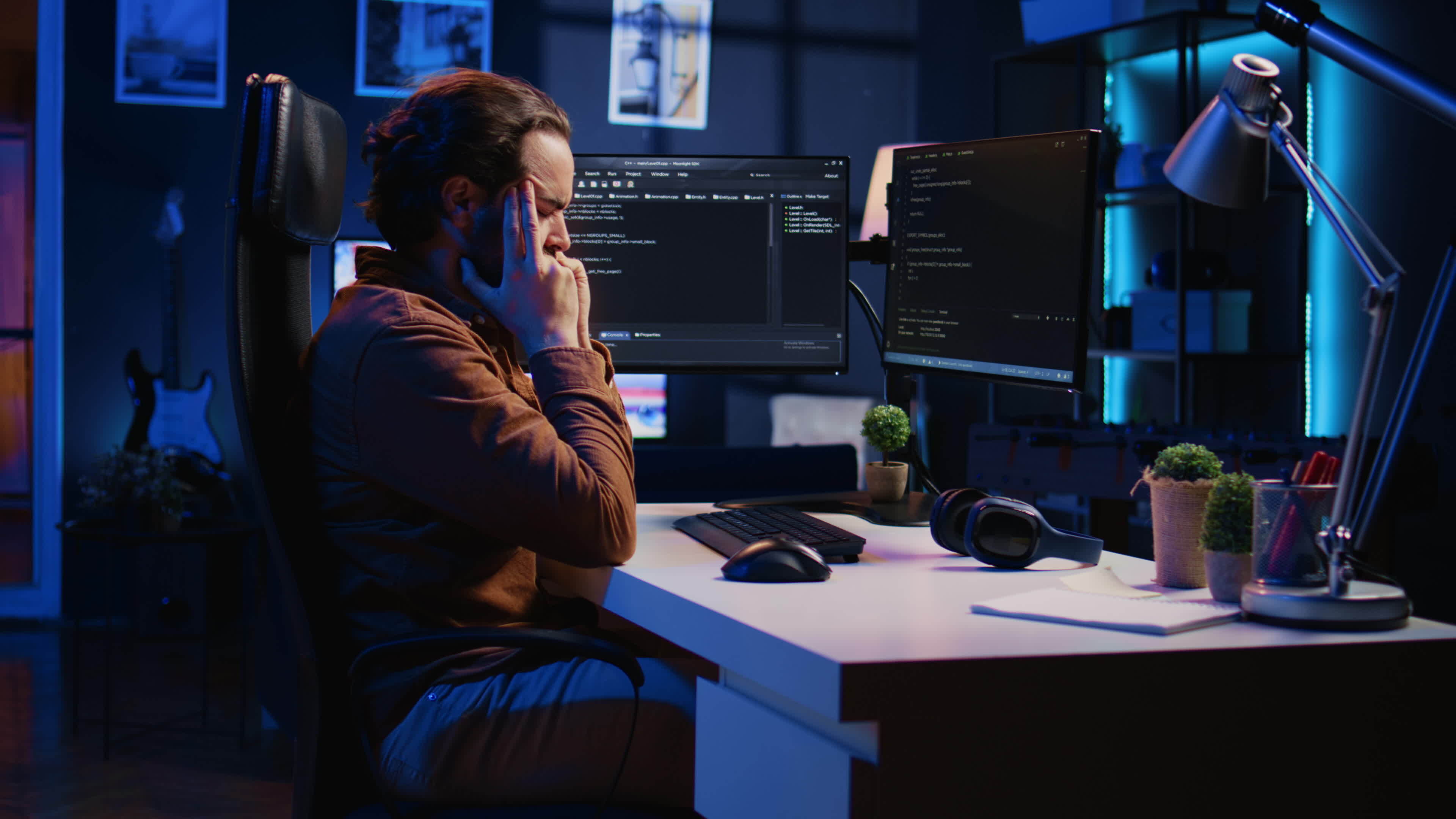 irritado software técnico frotamiento templos en frustración después defecto a eliminar loco ...