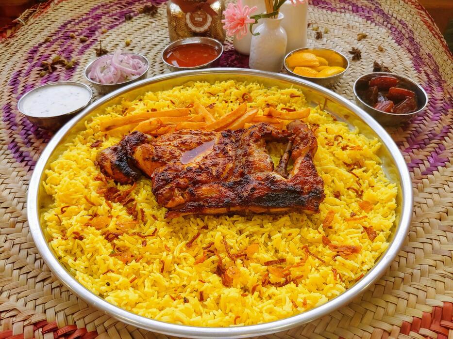 Chicken Mandi Arabic Food Stock Photos, Images and Backgrounds for Free ...