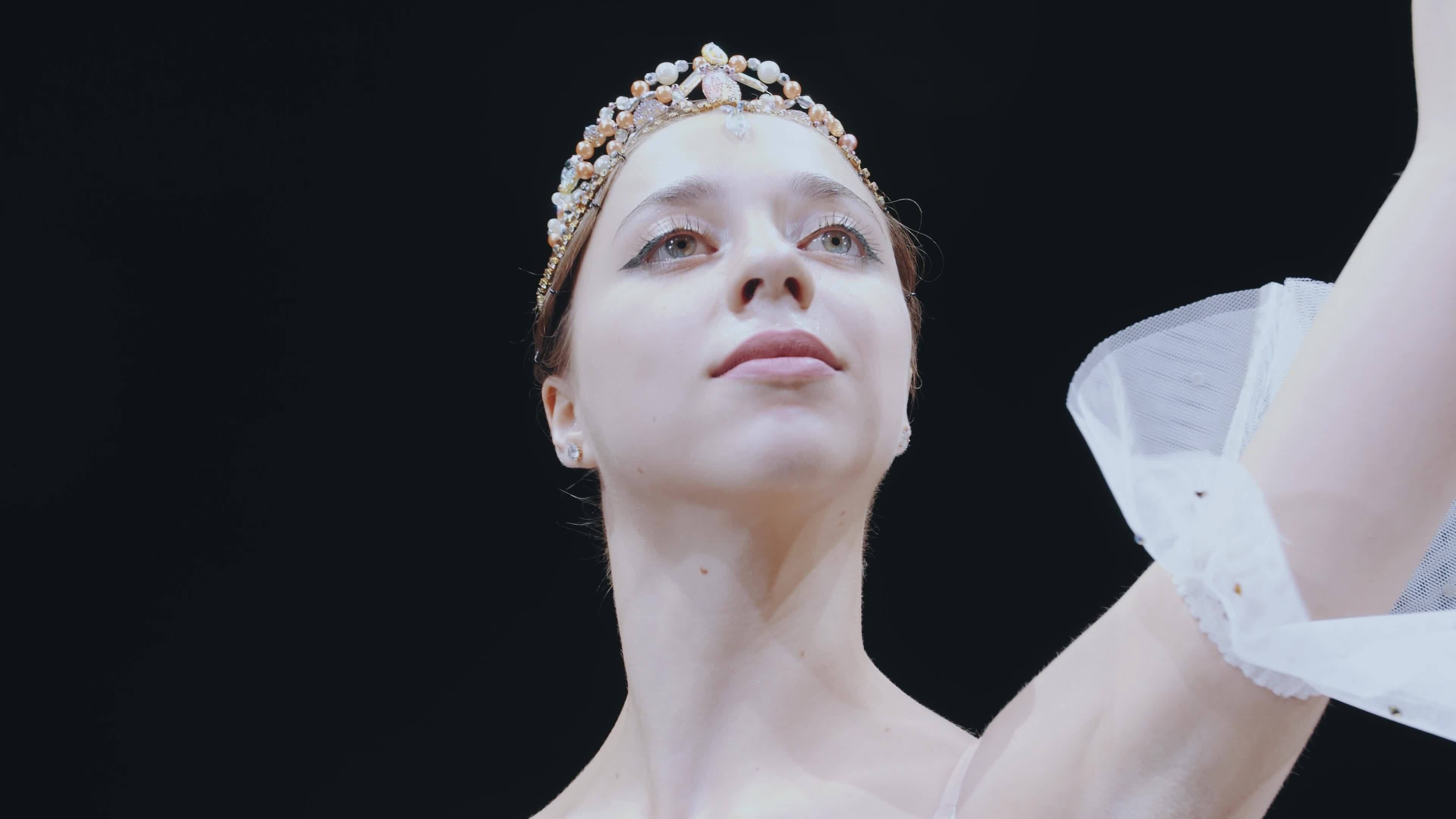 Portrait Of A Beautiful Ballerina In A Tiara Close Up 42682476 Stock Video At Vecteezy