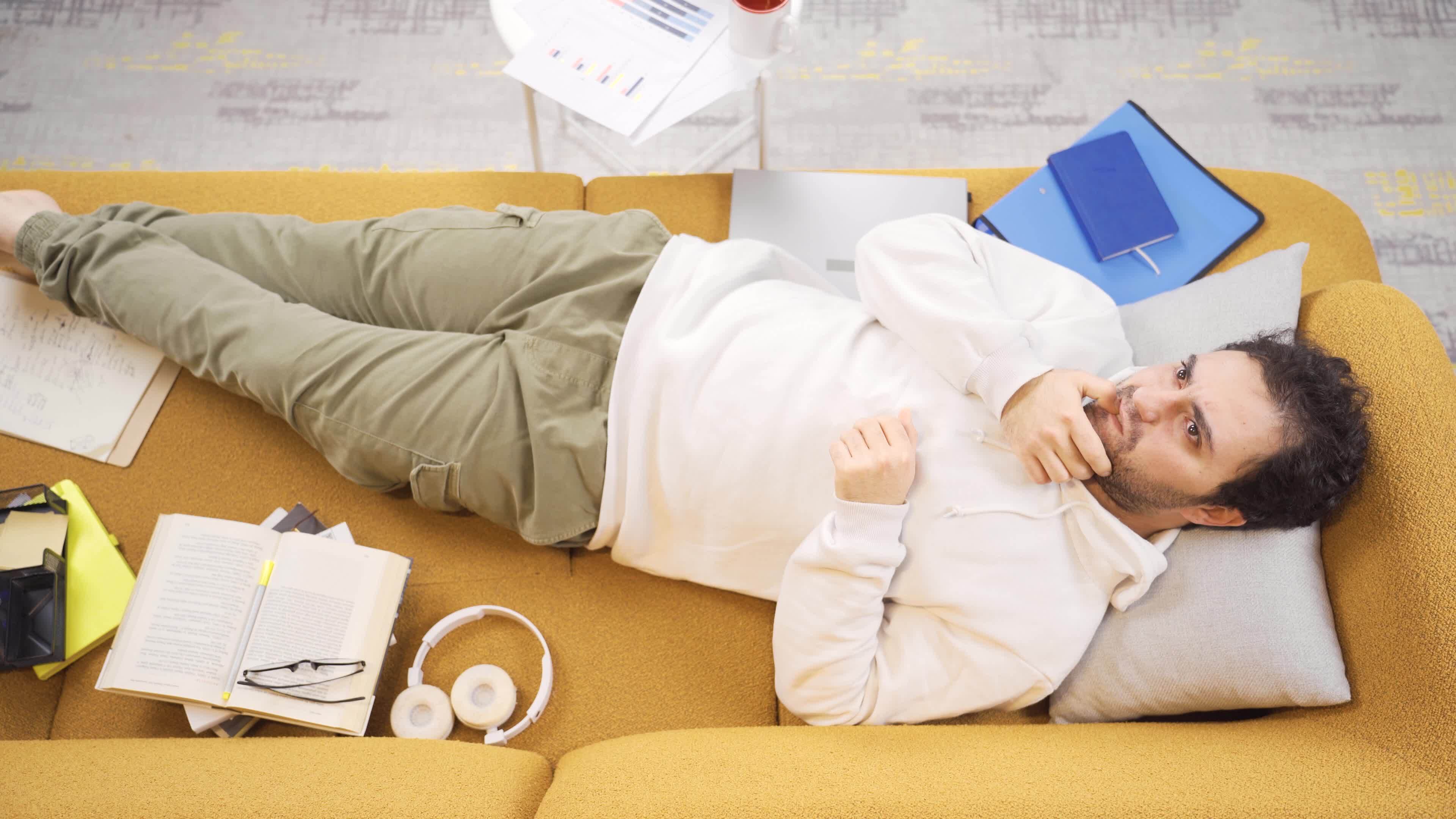 Anxious and anxious man. 45655793 Stock Video at Vecteezy