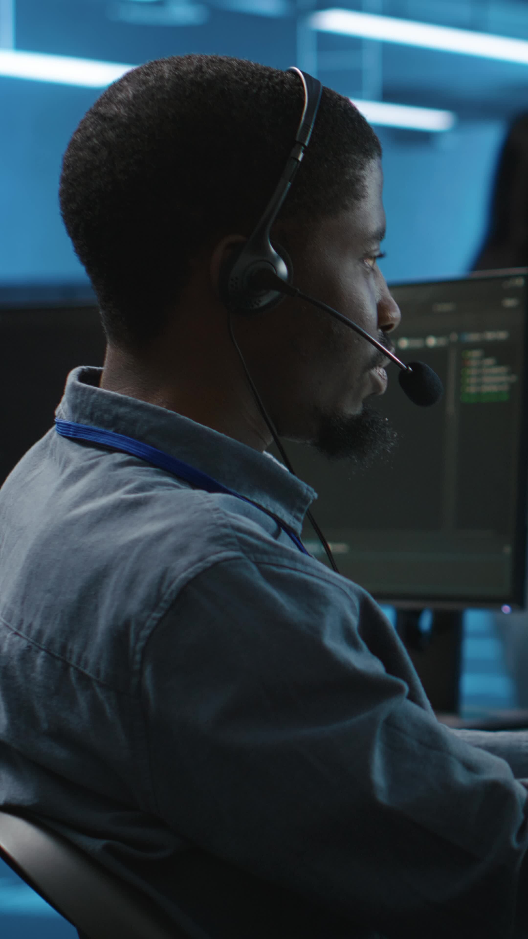 Vertical IT support worker remotely collaborating with experts to fix ...