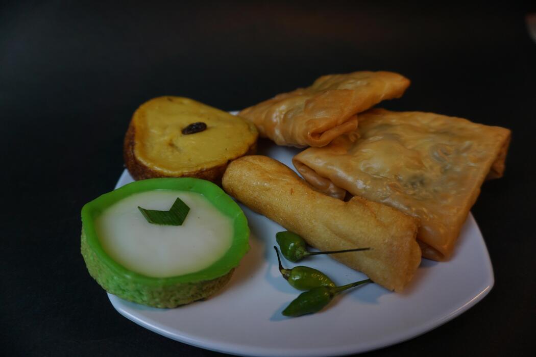 Traditional Snack Indonesia Stock Photos, Images and Backgrounds for ...