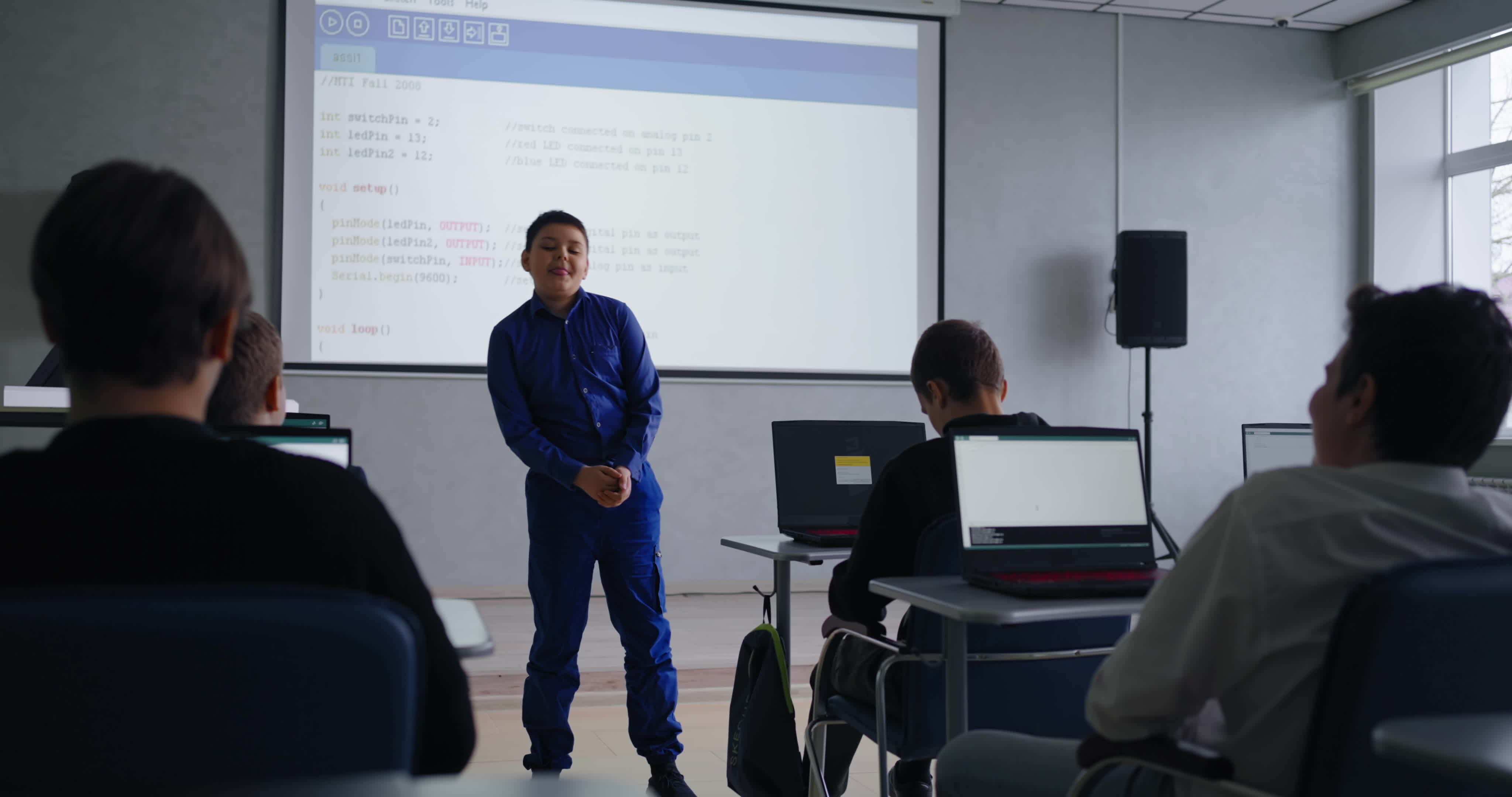 Teens Boys In Programming Courses, Optional Classes In School For Smart ...