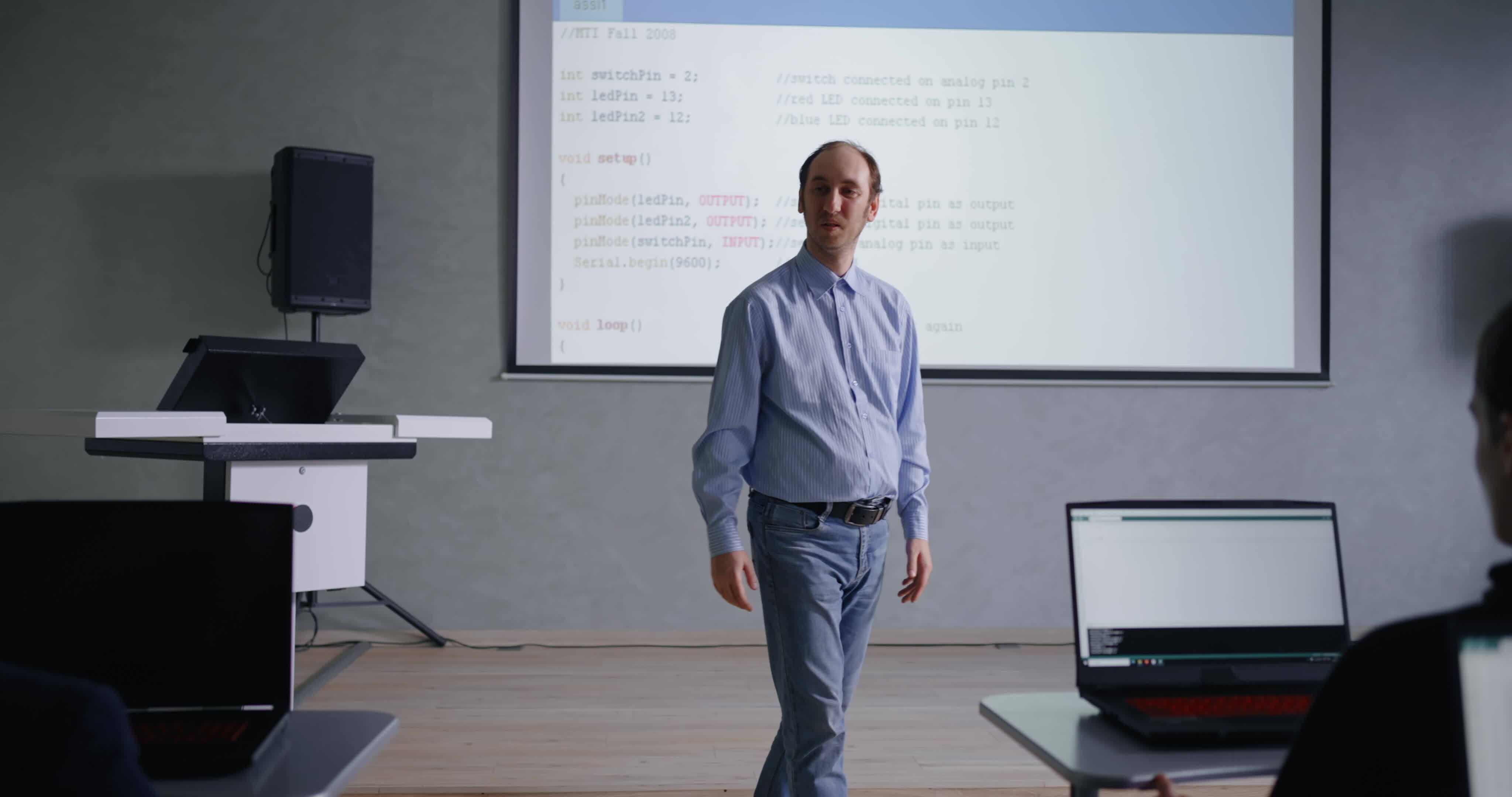 Portrait Of Professional Programmer Man Teaching School Students In ...