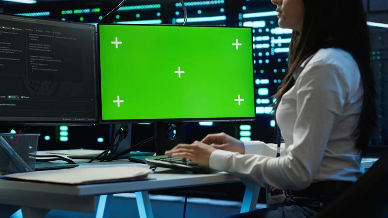 Sistema Administrador Supervisando Datos Centrar Utilizando Verde Pantalla Computadora