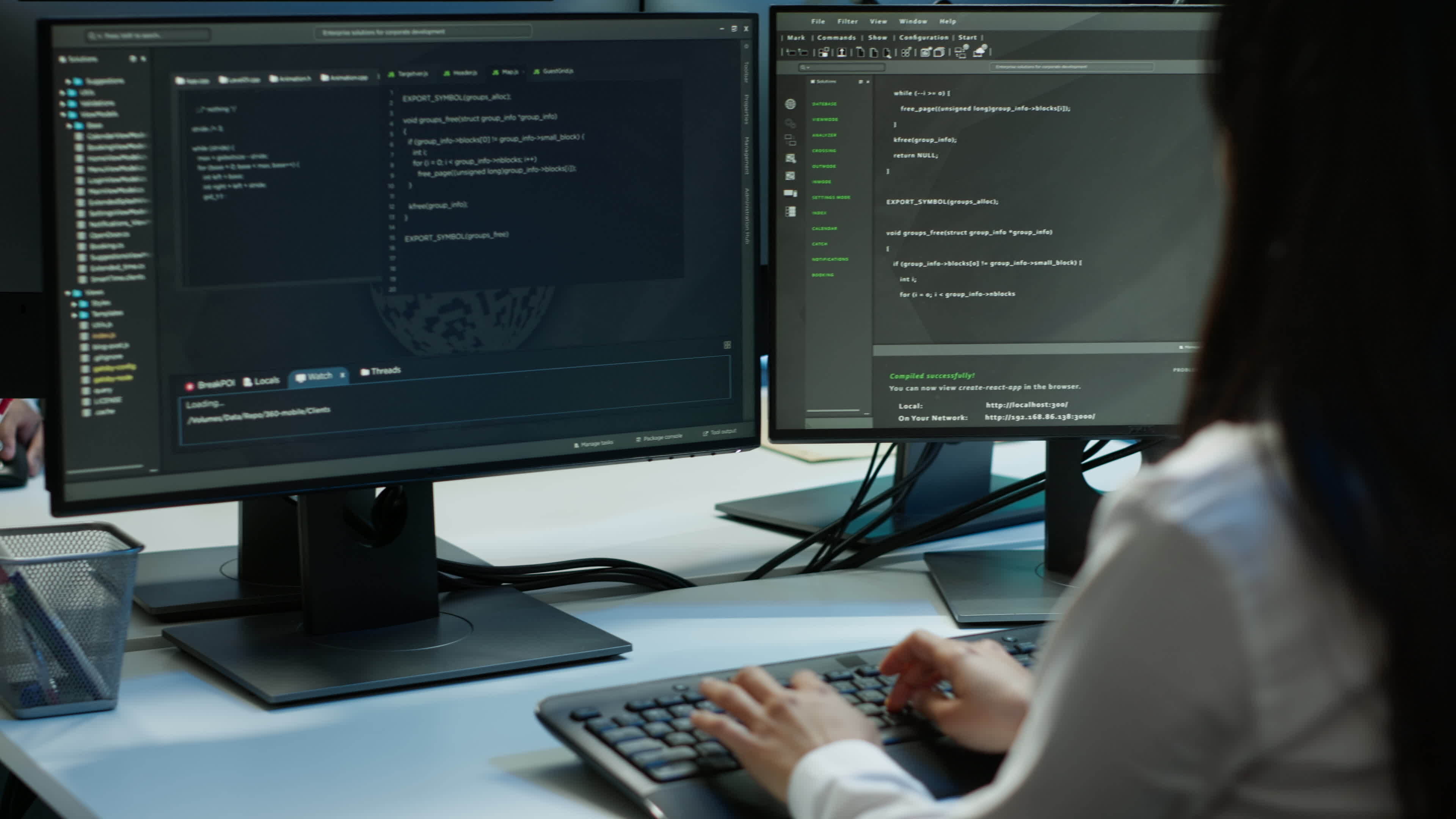 Software Developer In Data Center Ensuring System Can Handle Networking