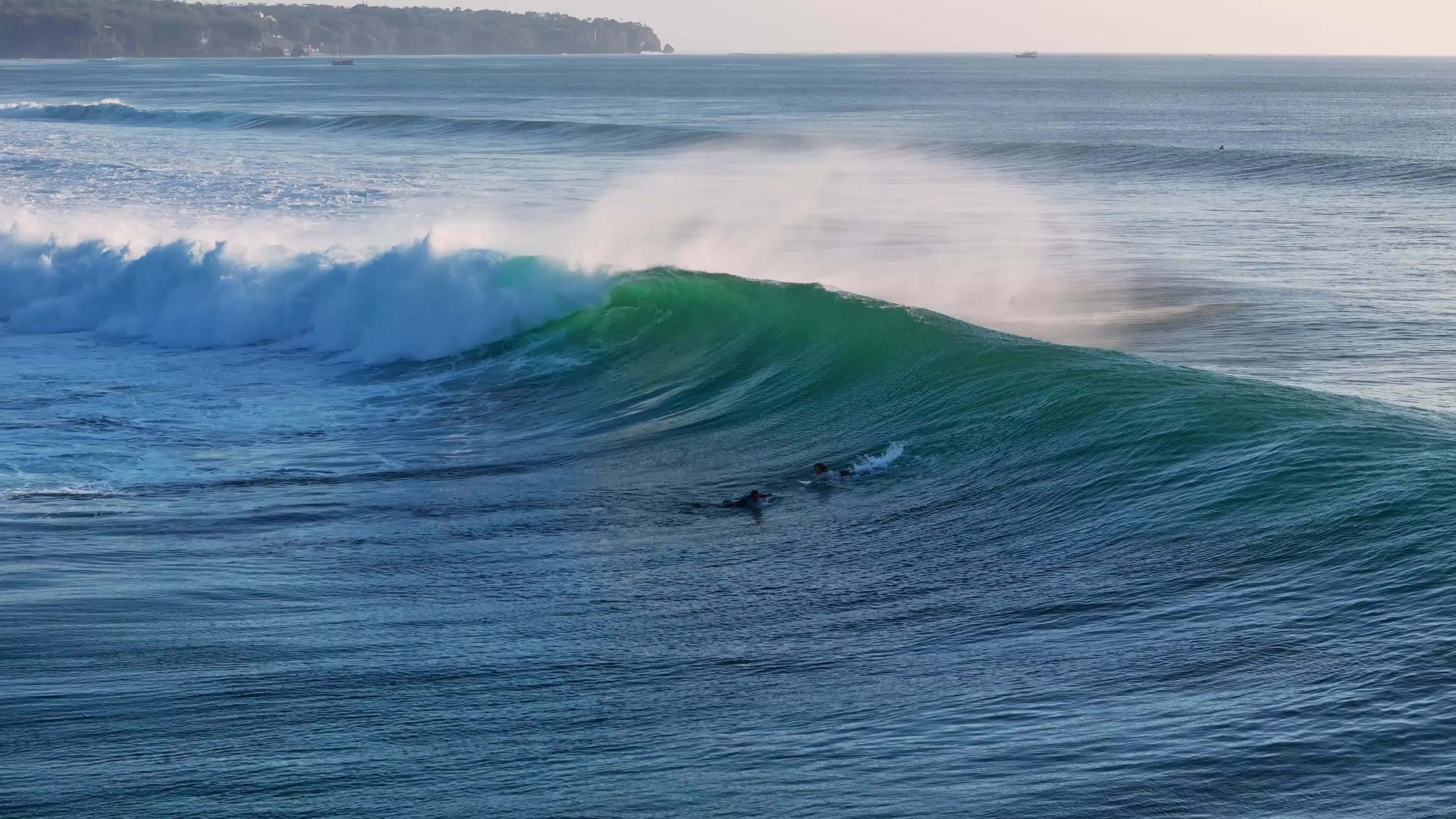 Drone view of surfing on ocean swell wave. Perfect waves with surfers ...