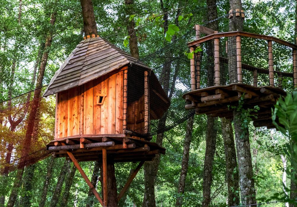 Treehouse Stock Photos, Images and Backgrounds for Free Download