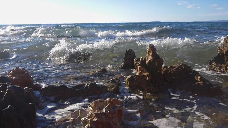 Big wave splash 68288125 Stock Video at Vecteezy